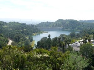 Lake Hollywood Reservoir Loop w/ Mercedes & Leah Kemp {Spanish} — Peaks ...