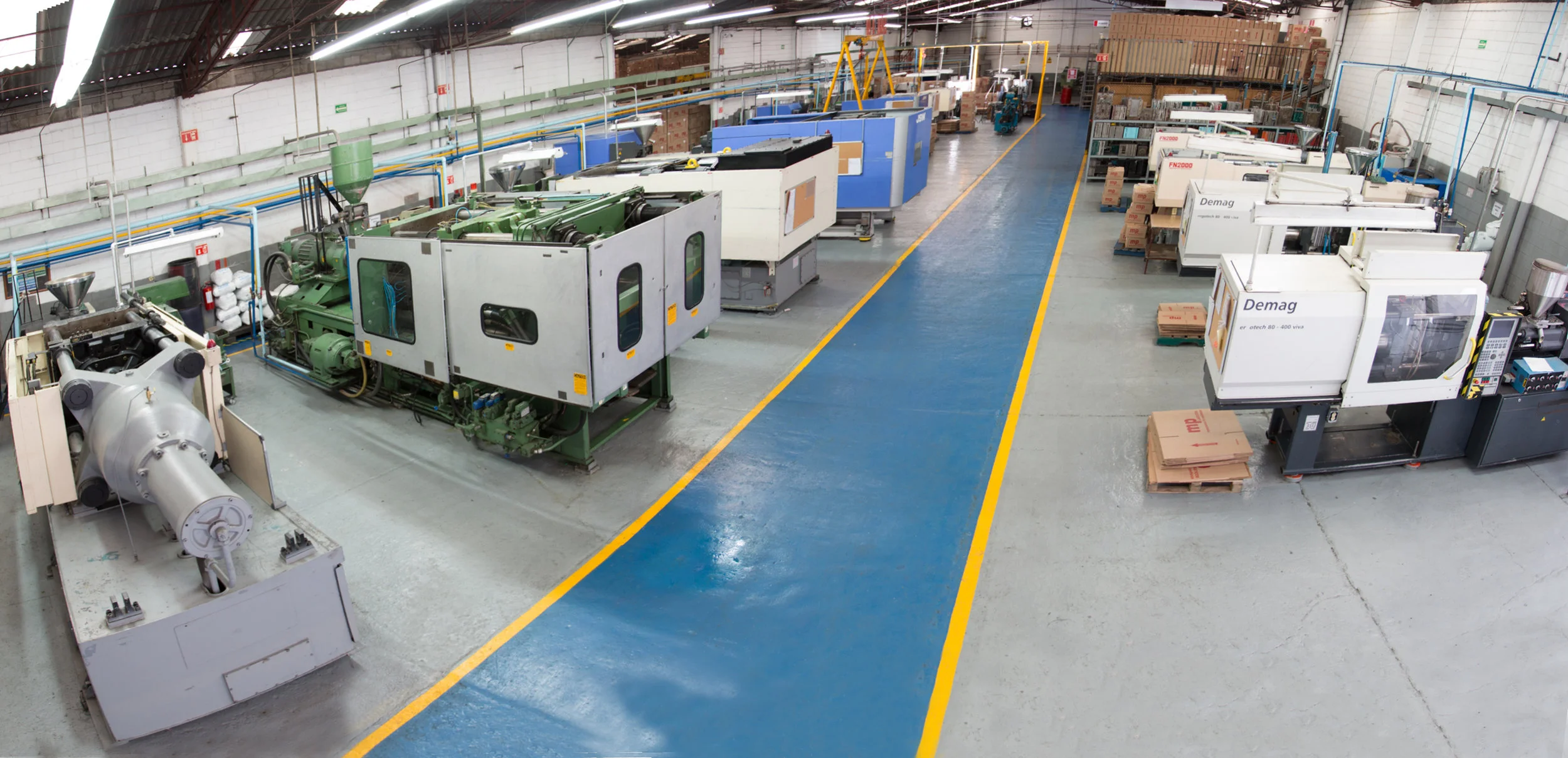 Inyección de plástico y fabricación de moldes — Grupo Perplast ...