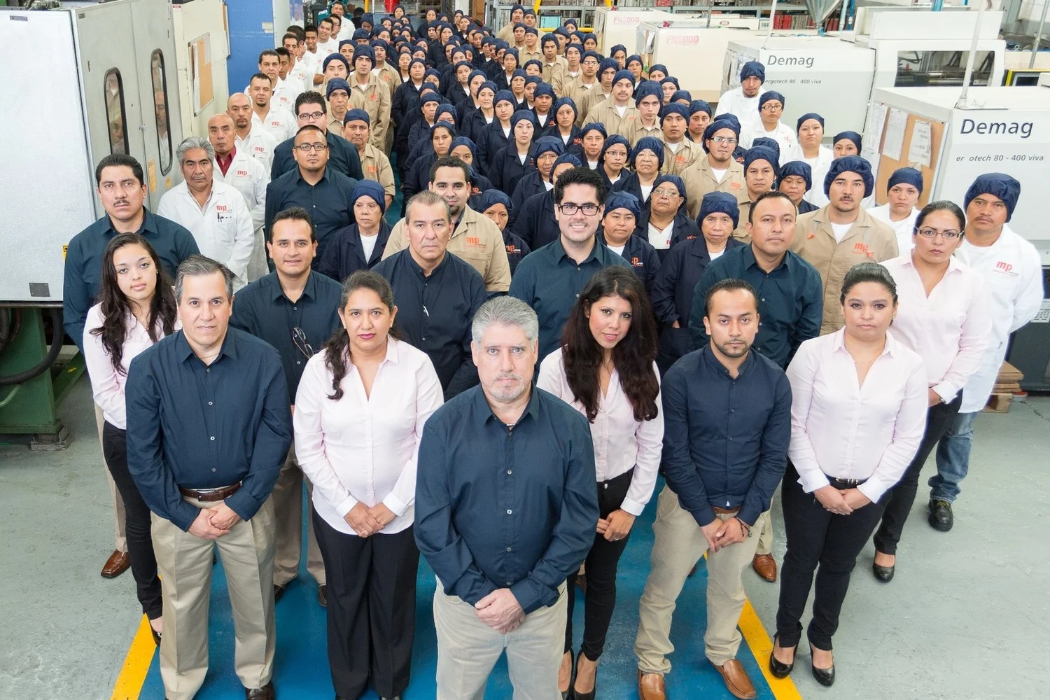 Inicio — Grupo Perplast - Inyección de plástico y fabricación de moldes ...