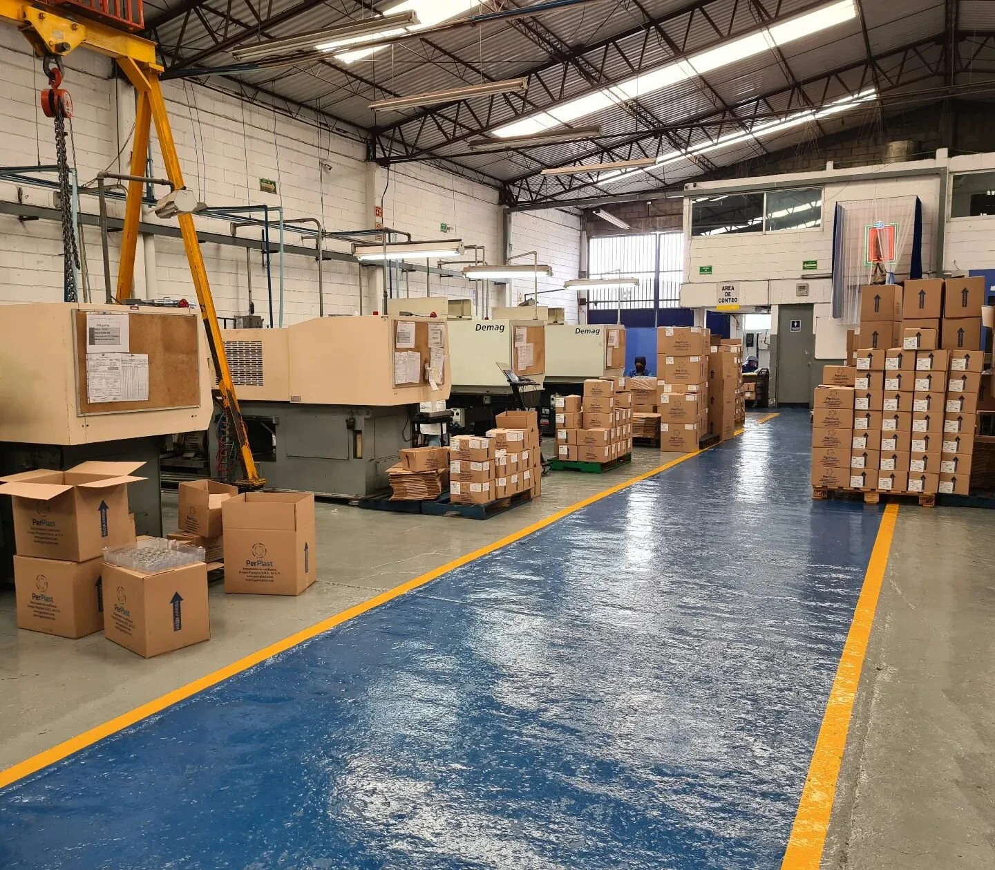Policarbonato (PC) — Grupo Perplast - Inyección de plástico y ...