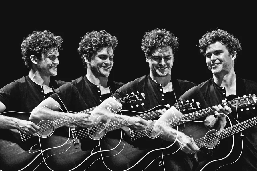 MORE LIVE — LISA BUSINOVSKI