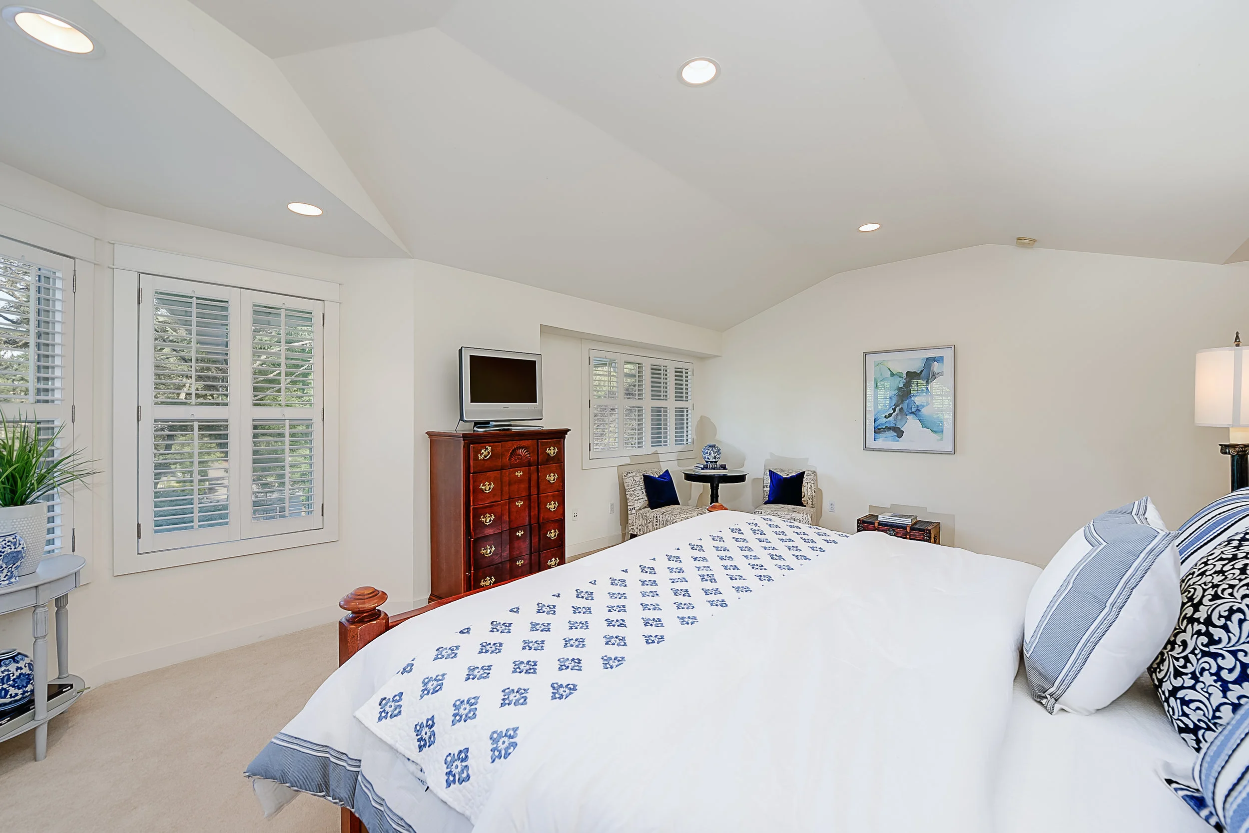 Bridle Lodges — Nancy Klinck