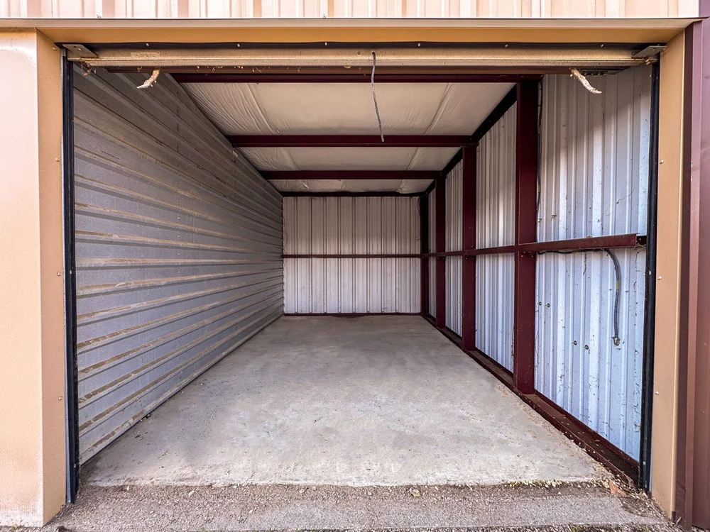 Dakota Storage