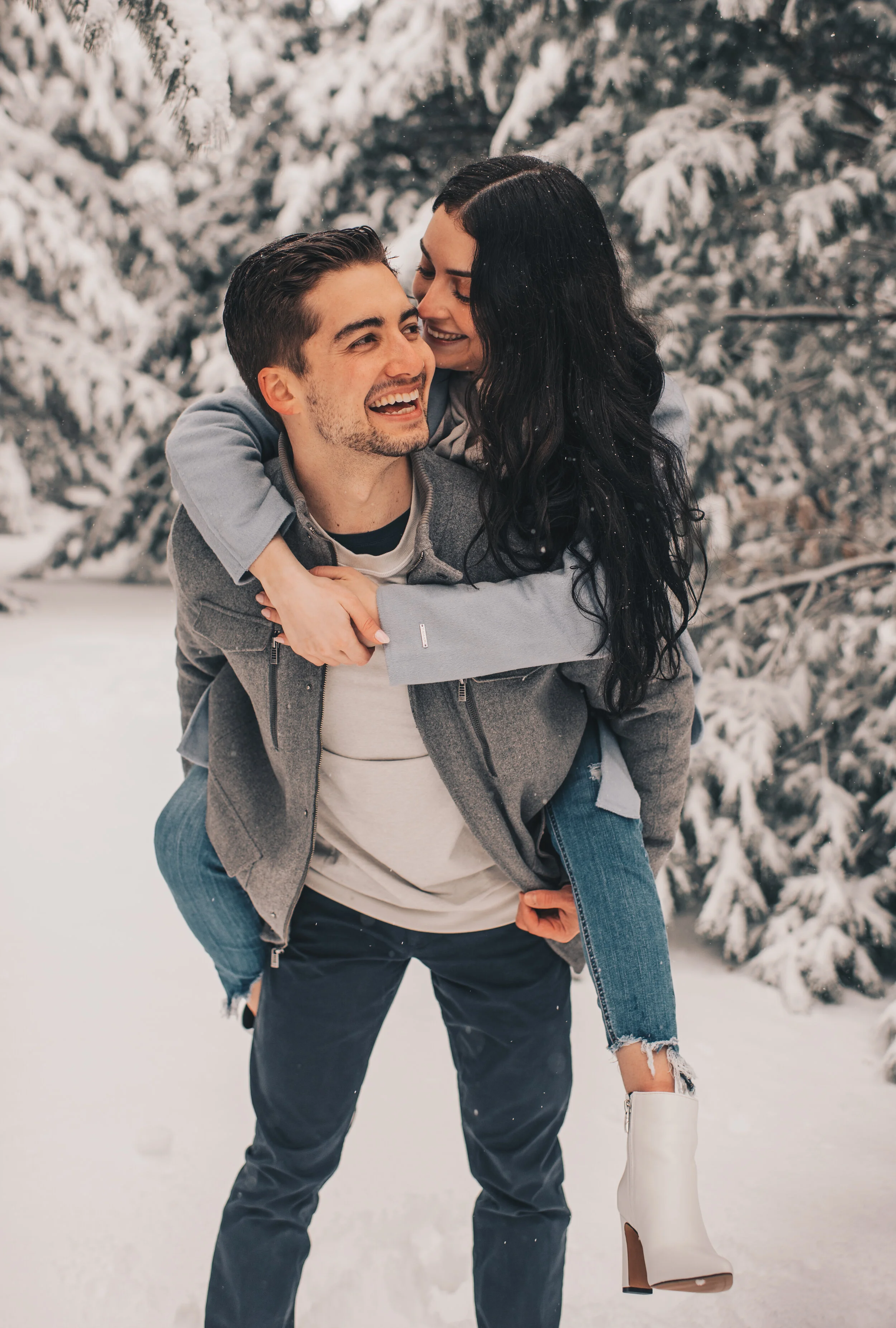 Winter Engagement Session in the Snow // South Bend, IN // Anthony ...