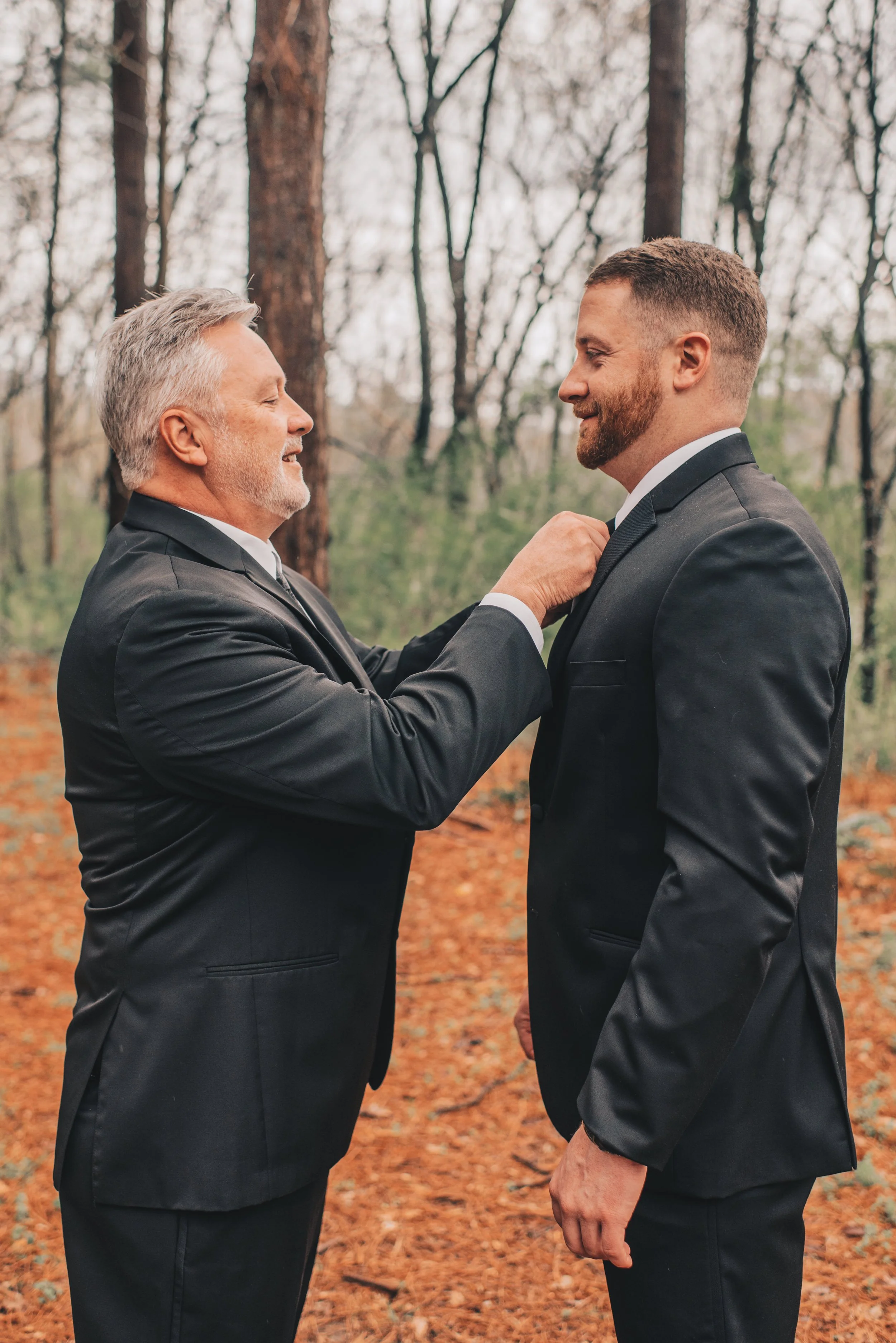 Hiwassee River Wedding // Delano, TN // Zach & Sam — Julia Maruyama ...