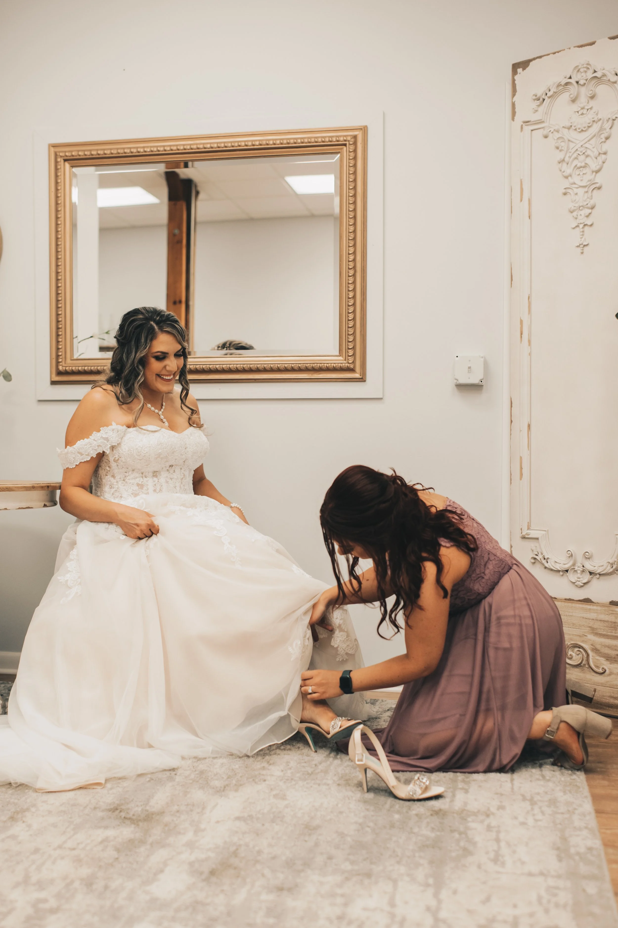 Blumen Gardens Wedding // Sycamore, IL // Sean & Sarah — Julia Maruyama ...