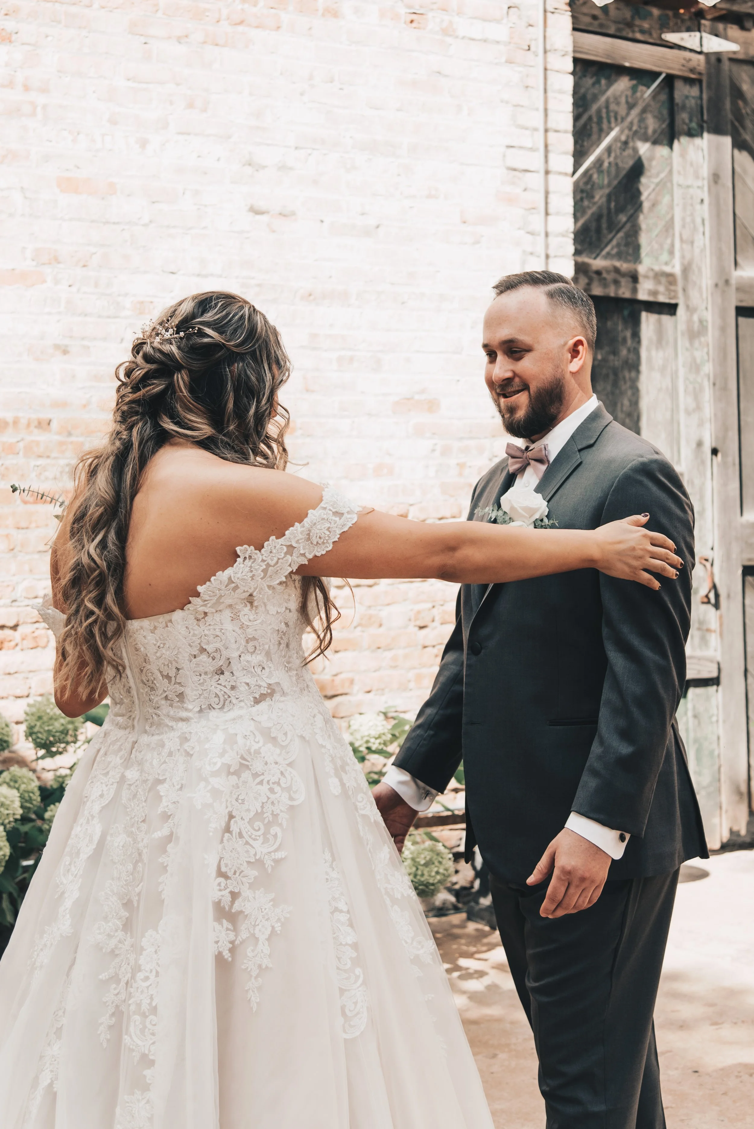 Blumen Gardens Wedding // Sycamore, IL // Sean & Sarah — Julia Maruyama ...