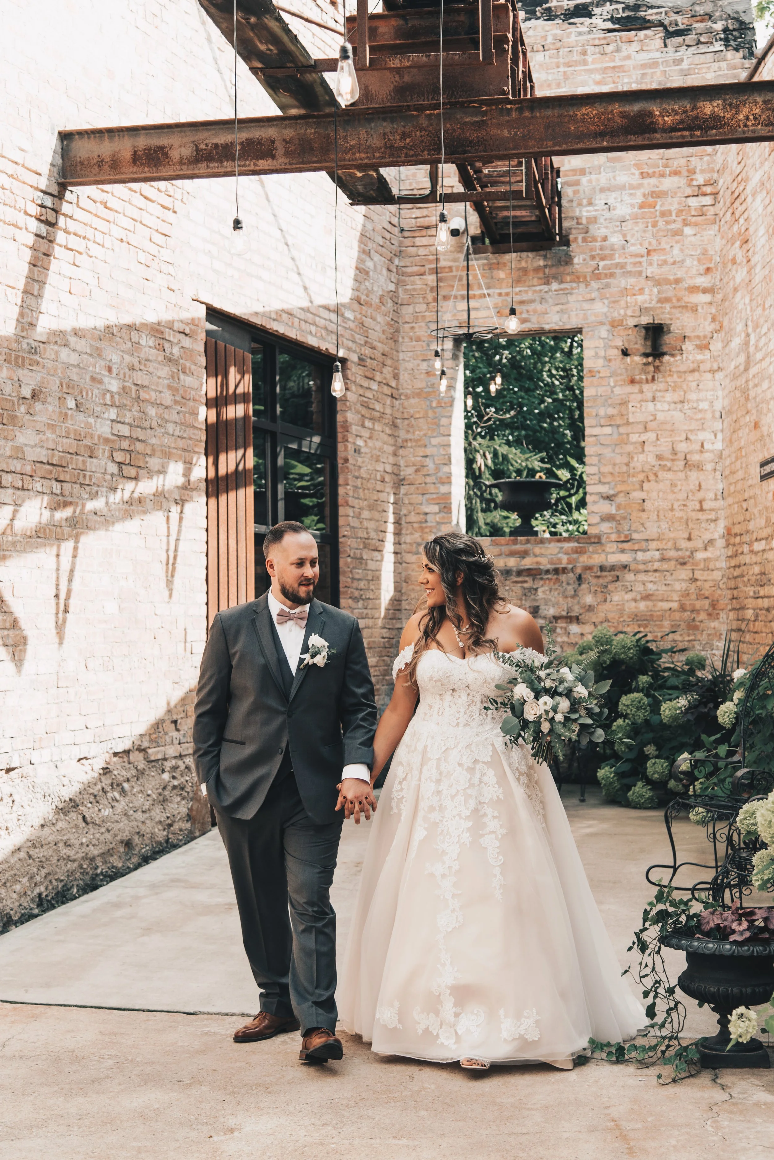 Blumen Gardens Wedding // Sycamore, IL // Sean & Sarah — Julia Maruyama ...