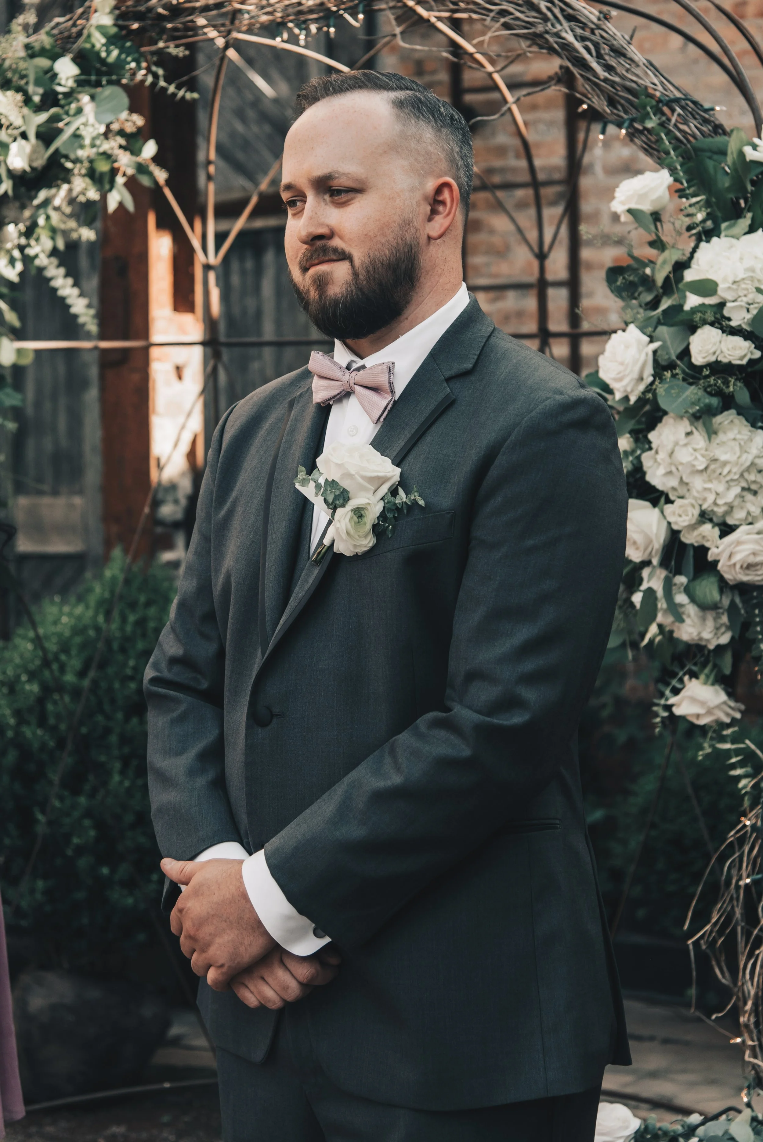 Blumen Gardens Wedding // Sycamore, IL // Sean & Sarah — Julia Maruyama ...