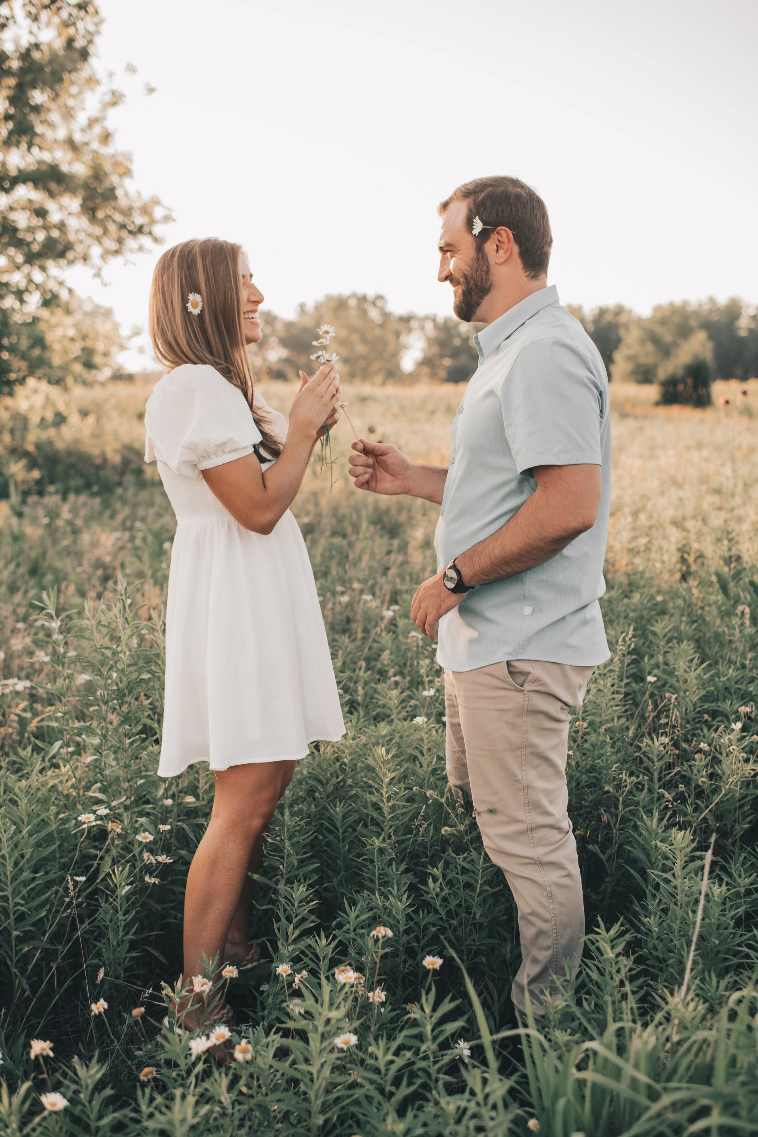 Chicago Suburbs Golden Hour Engagement Session // Kenosha, WI // Joe ...