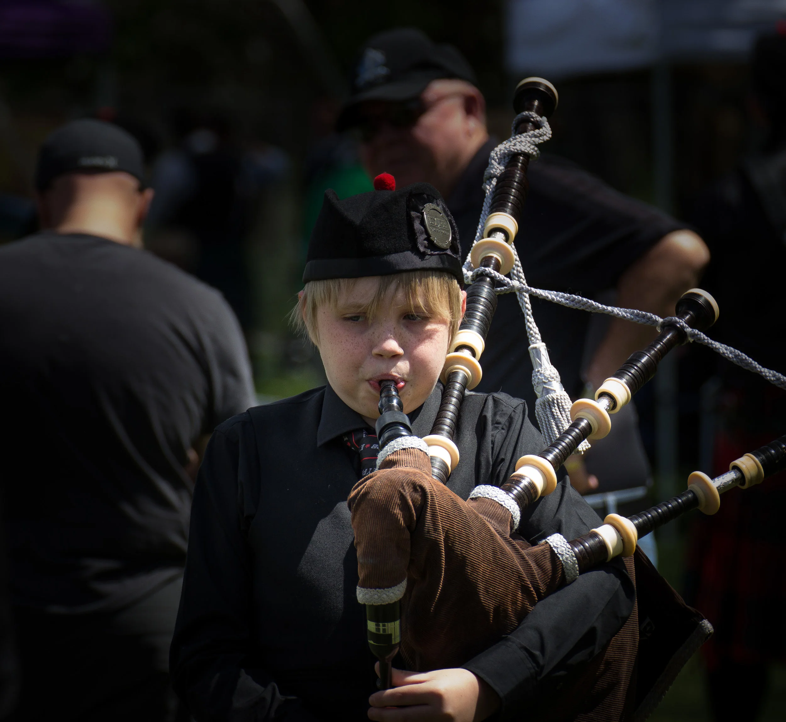 About EYPB — Edmonton Youth Pipe Band