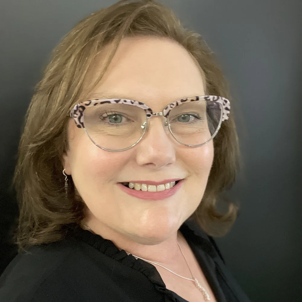 About | Explore Creative Journeys — Robin Maria Pedrero