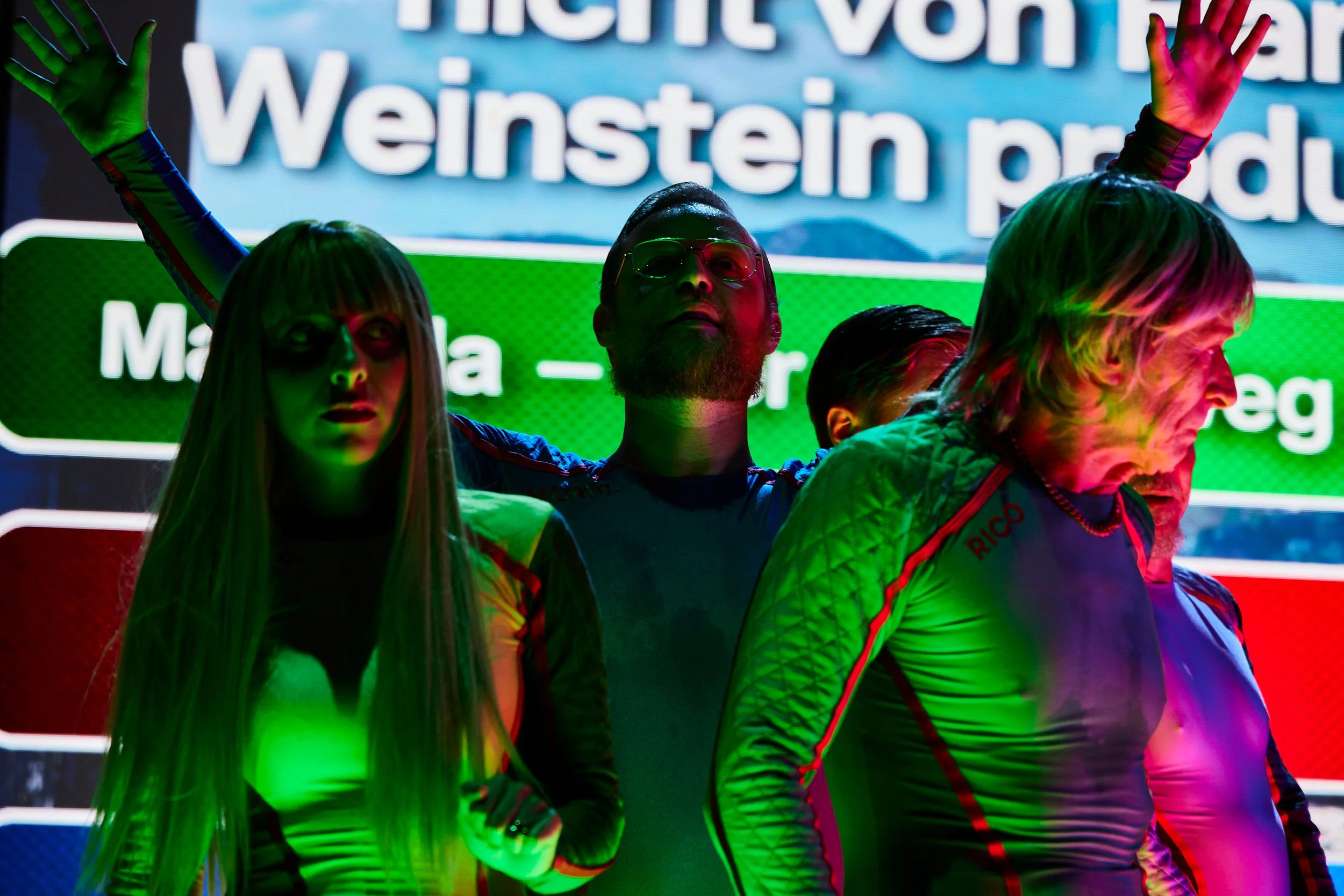 Du Musst Dich Entscheiden — Fiete.