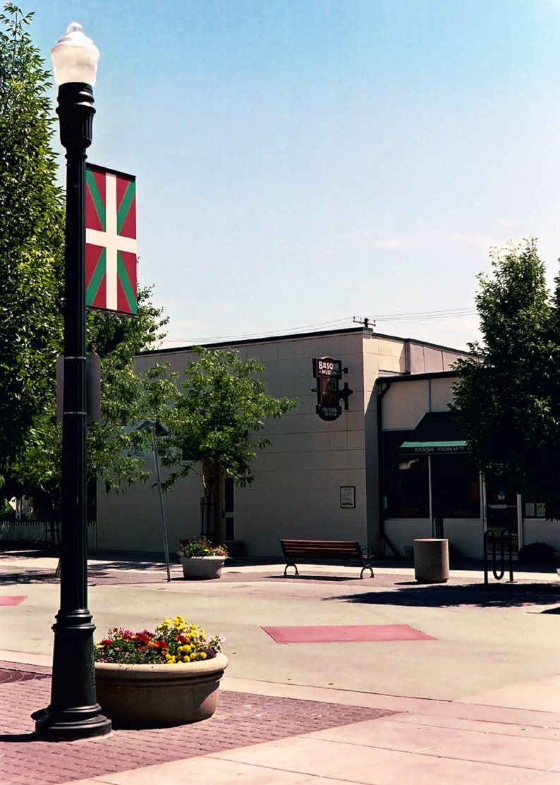 Features — The Basque Block