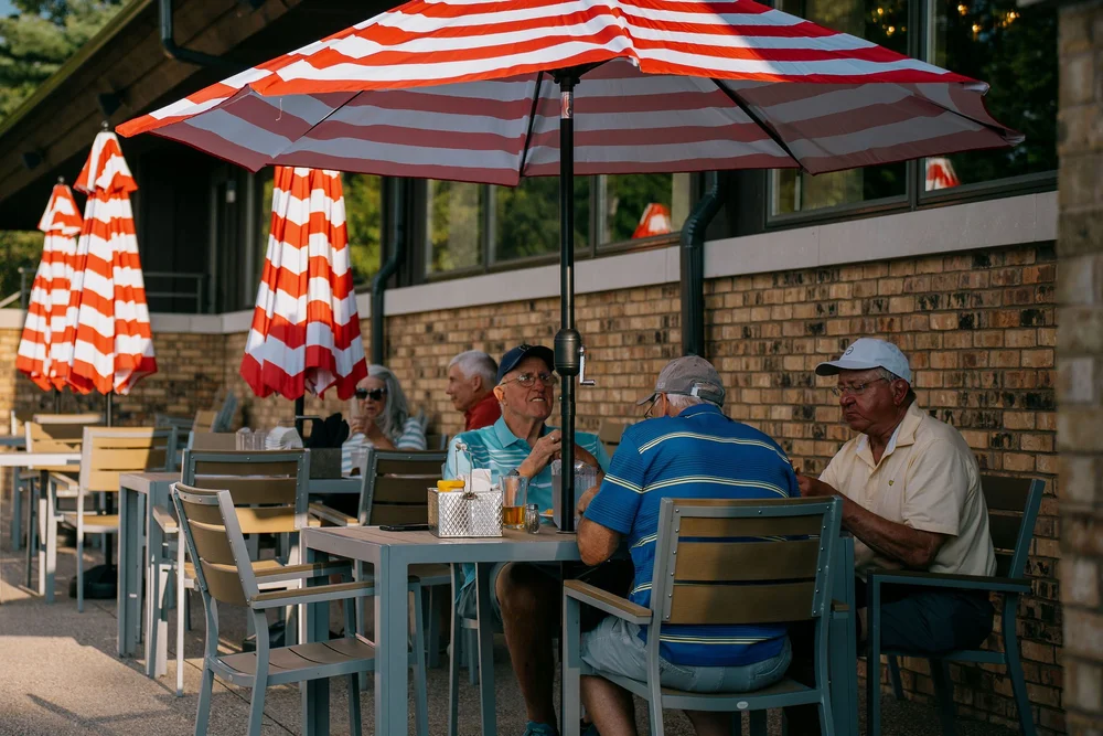 Employment — Bullseye Golf Club