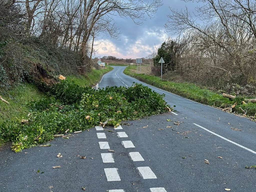 Photojournalism - chasing Storm Darragh with 21 awesome James Jagger ...
