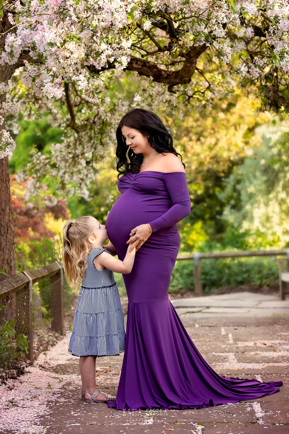 Natalie's lilac maternity session — Kasia Soszka Photography