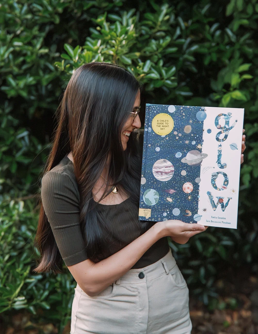 Glow — NOELIA GONZÁLEZ