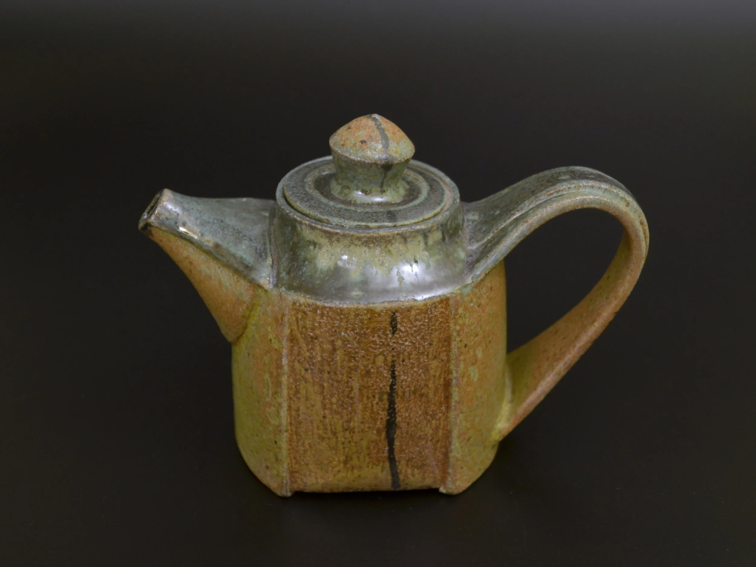 teapot — cErAmic ErA