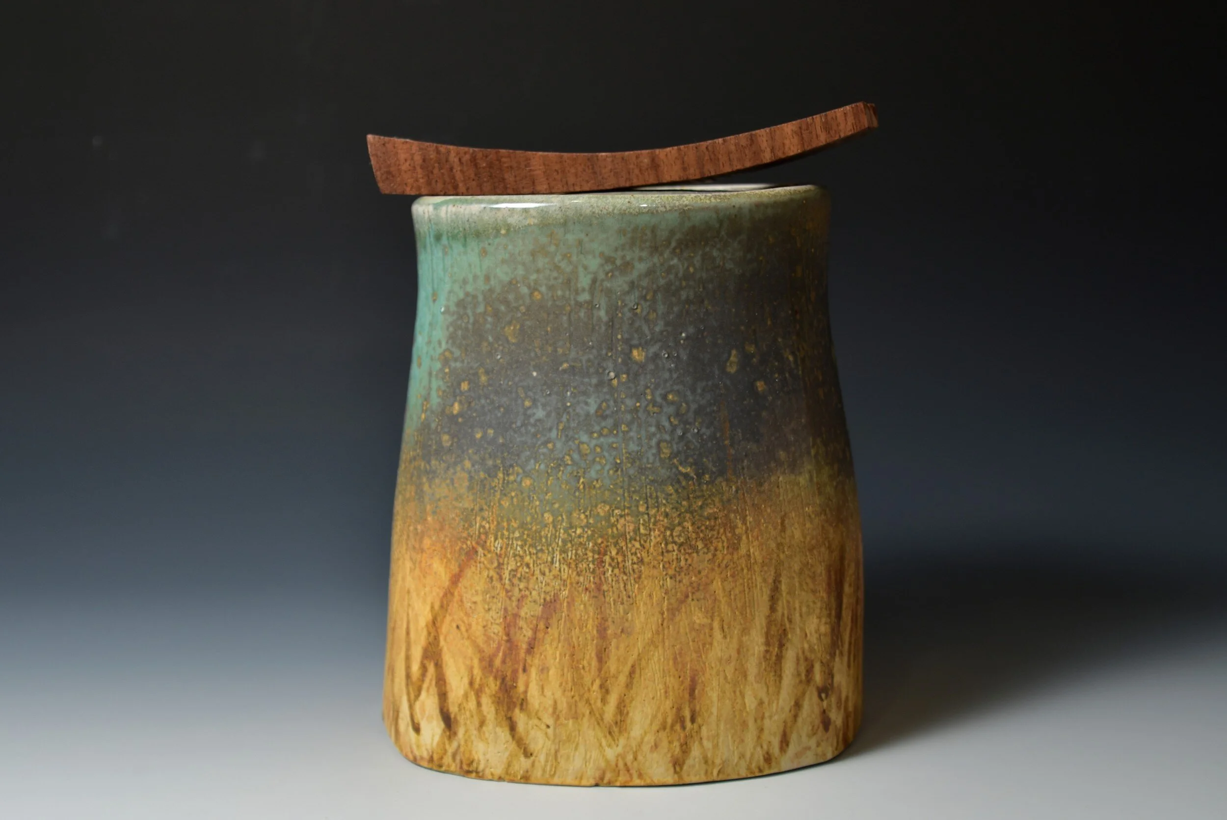 ceramic boxes by Elka Adamowicz — cErAmic ErA