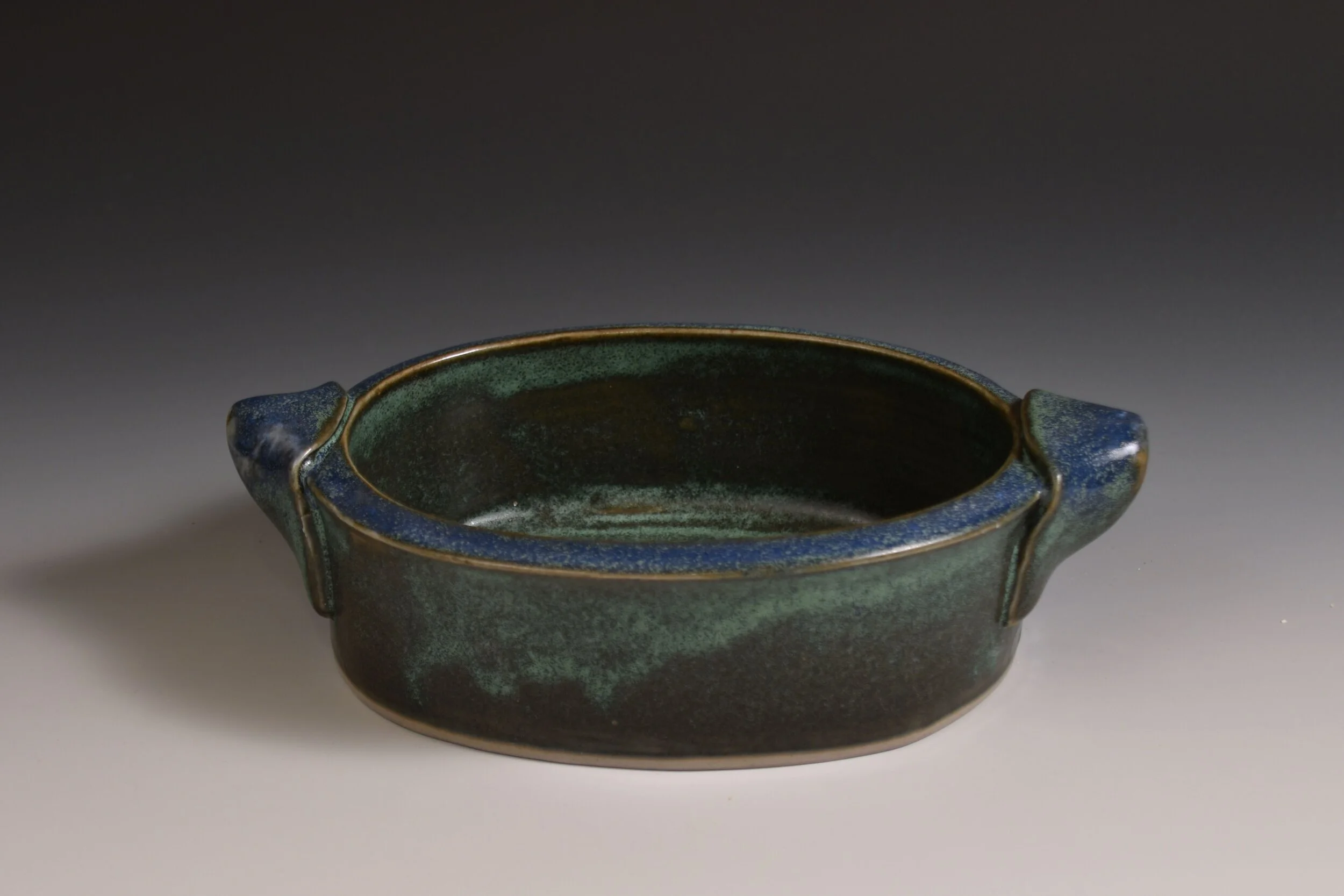 serving — cErAmic ErA