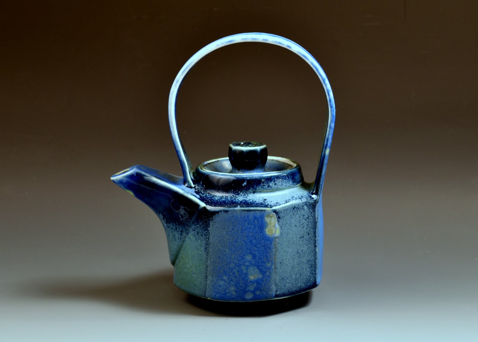 teapot — cErAmic ErA