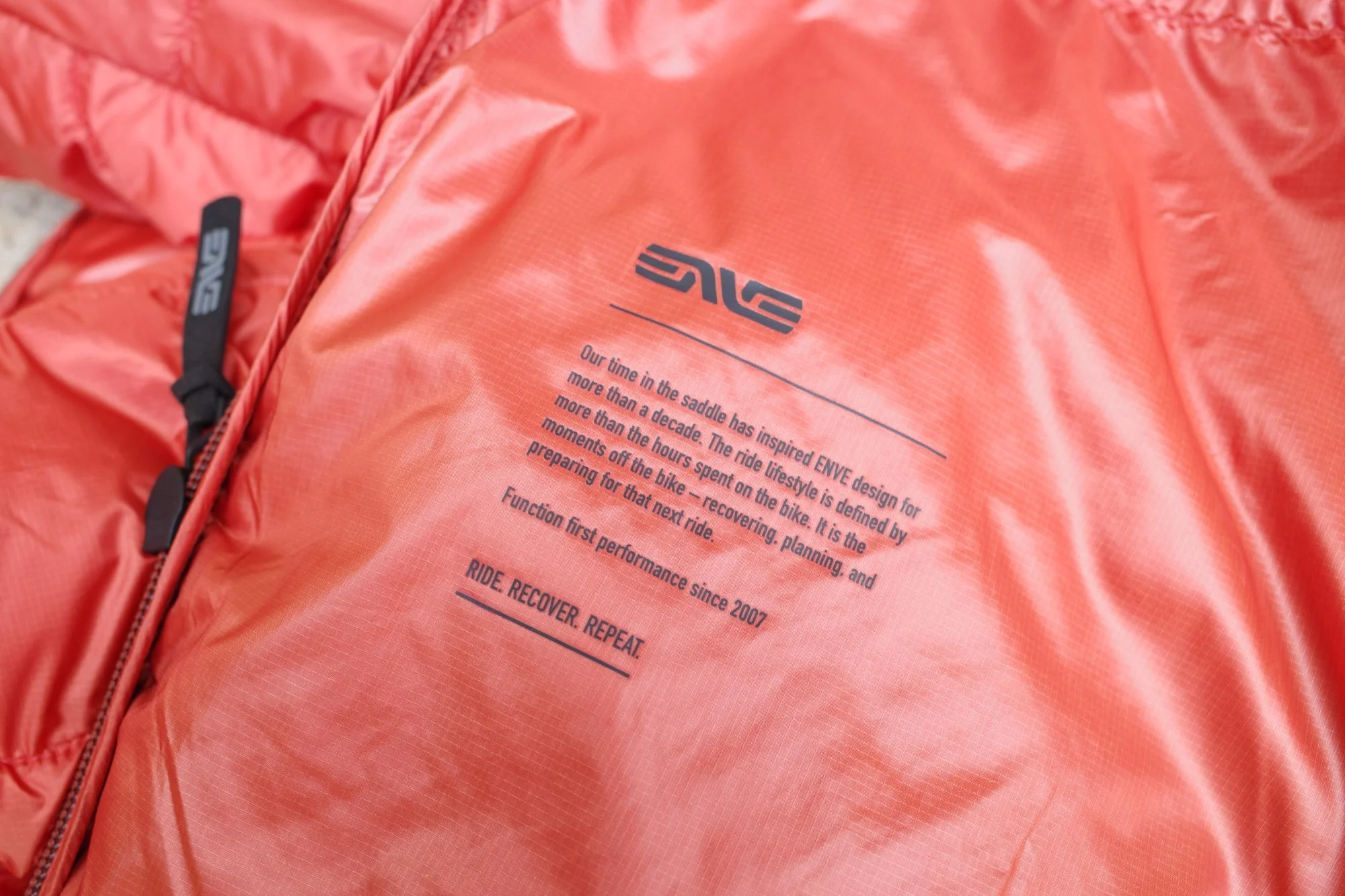 ENVE Insulated Hooded Jacket Review — Gravelstoke