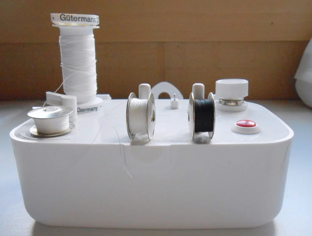 How to Use the Sidewinder--No More Unevenly Wound Bobbins! — The ...