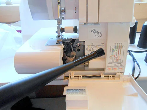 How to Use Mini Vacuum Attachments to Clean Your Sewing Machine or ...