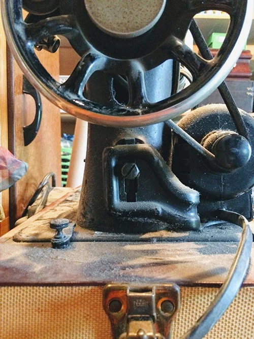 Singer 15: Restoring, Cleaning, and Using — The Mermaid's Den