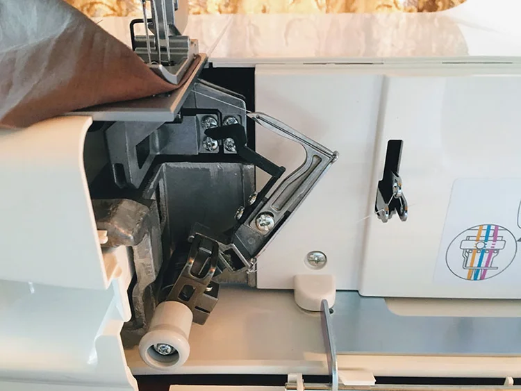 How to Use a Coverstitch Machine — The Mermaid's Den