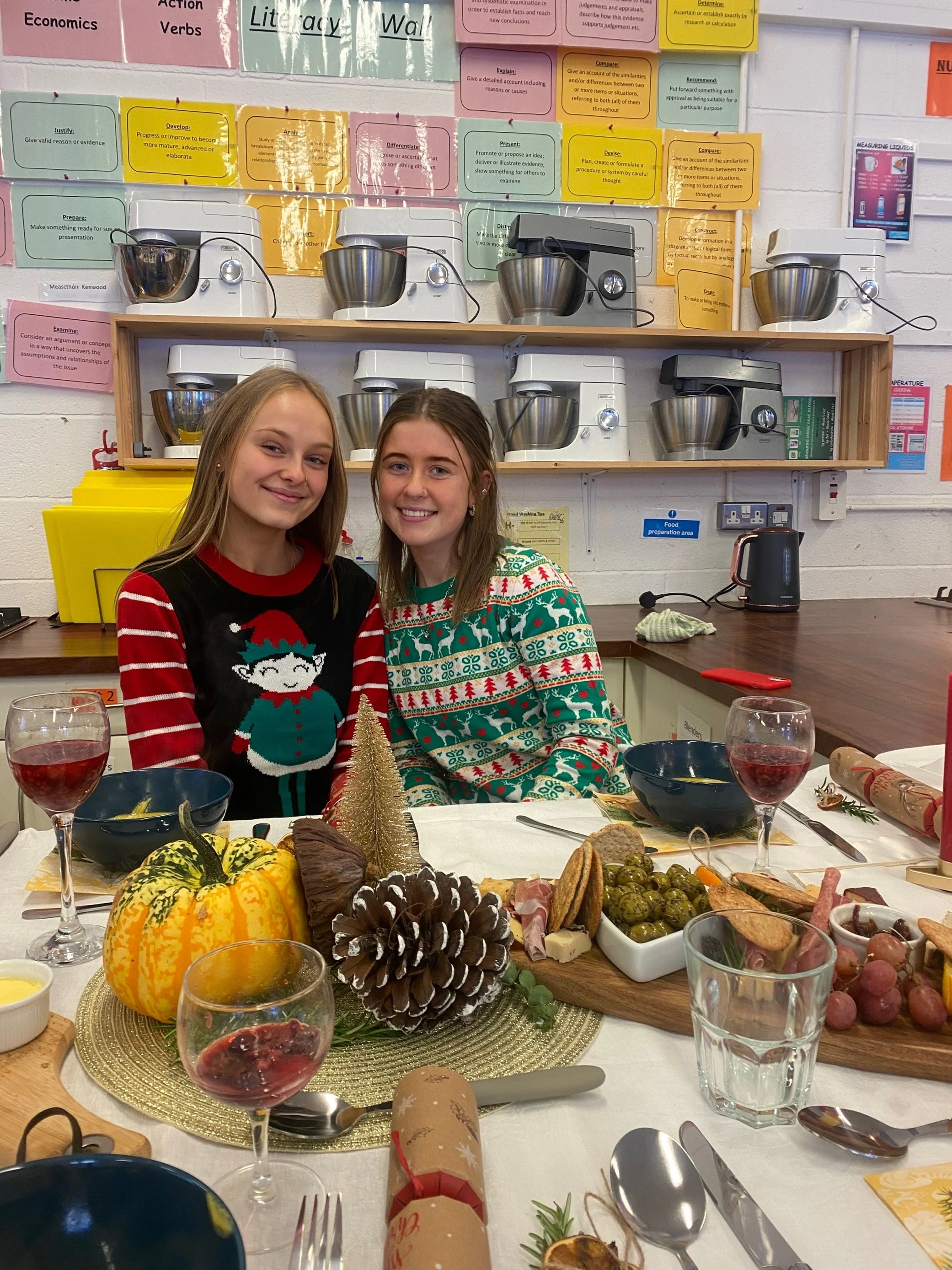 6th Year Home Economics Students Prepare Christmas Dinner for their ...