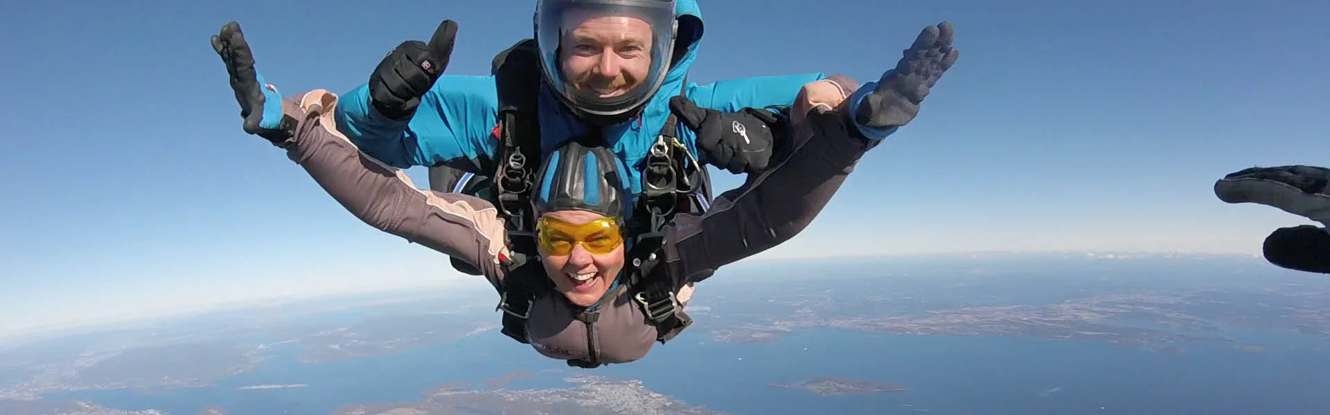 Tandem nærmest Oslo | Hoppe fallskjerm | Skydive Tønsberg — Skydive Tønsberg