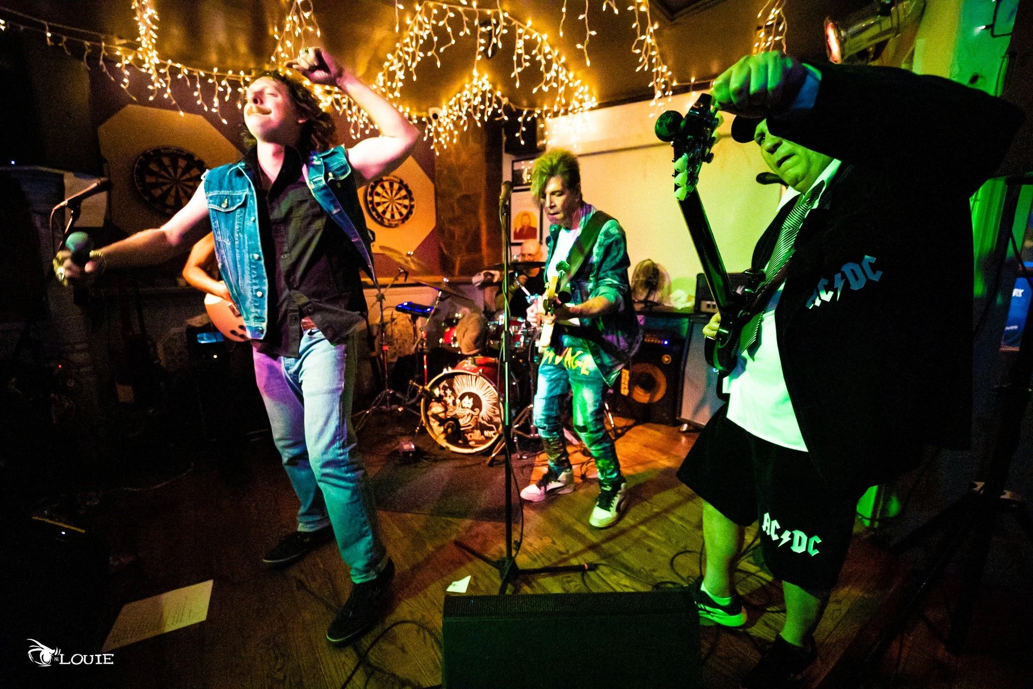 All Voice Media: Backstage — IAN TEMPLE