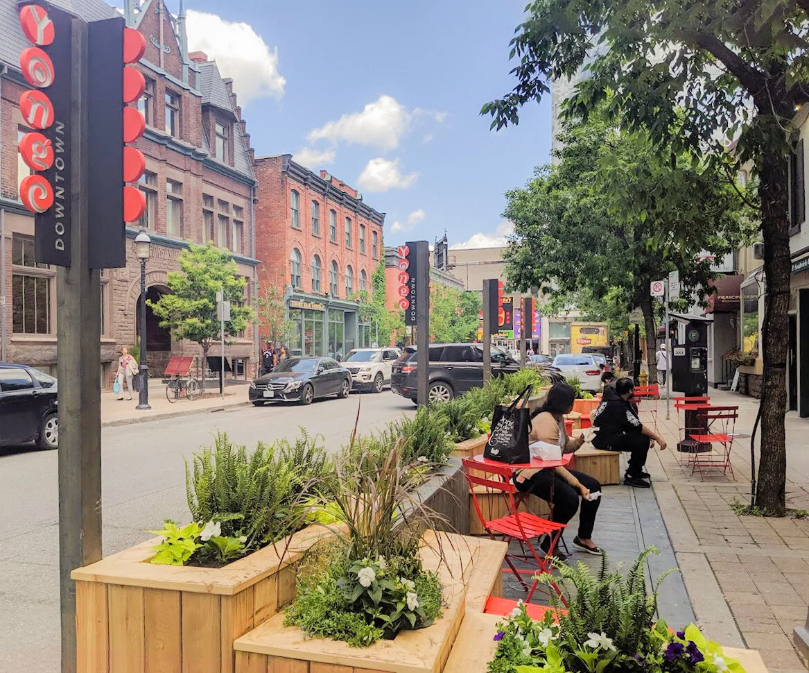 Downtown Yonge BIA Public Parklet — WeatherstonBruer Associates