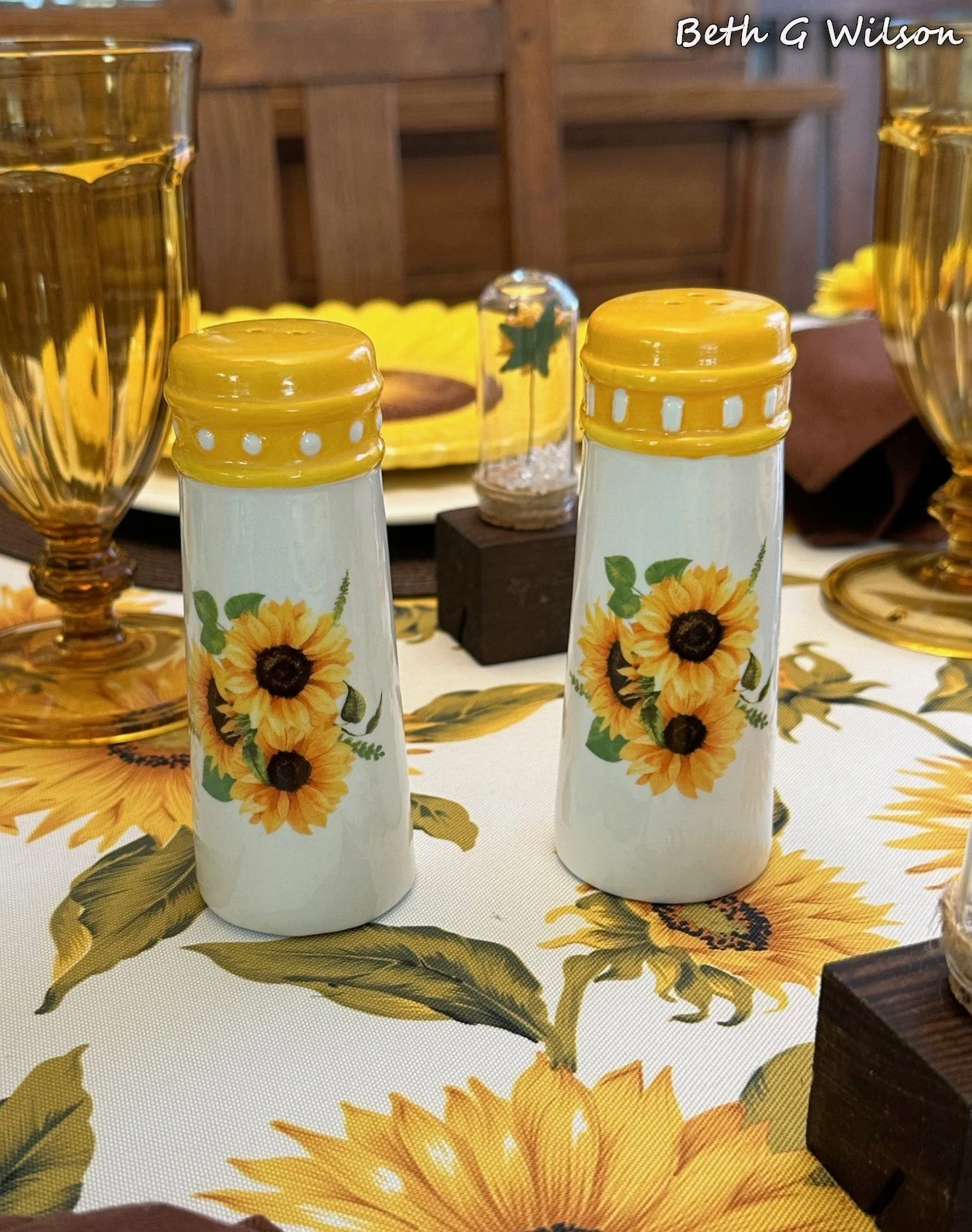 A Fall Sunflower Tablescape — Whispers of the Heart