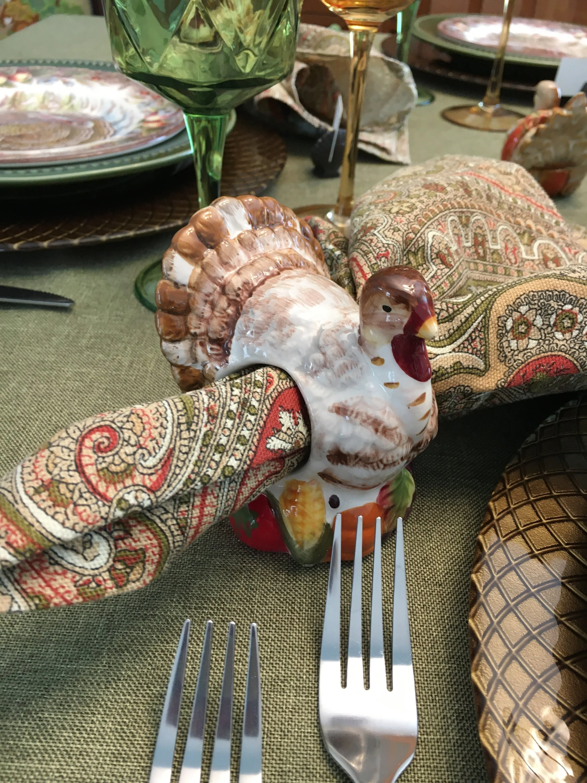Come to the Turkey Tablescape! — Whispers of the Heart