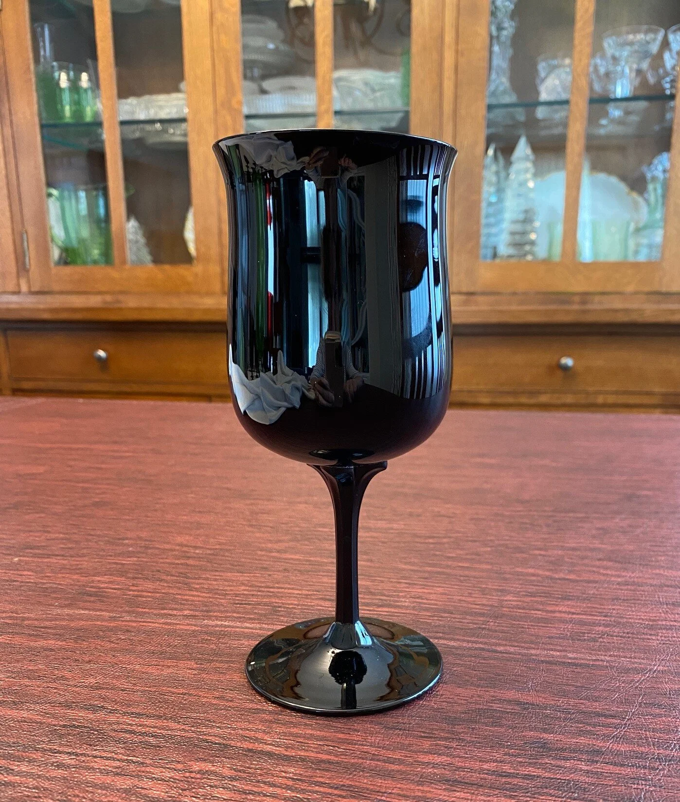 How to Tablescape, Choosing the Right Goblet Colors for Your Table ...