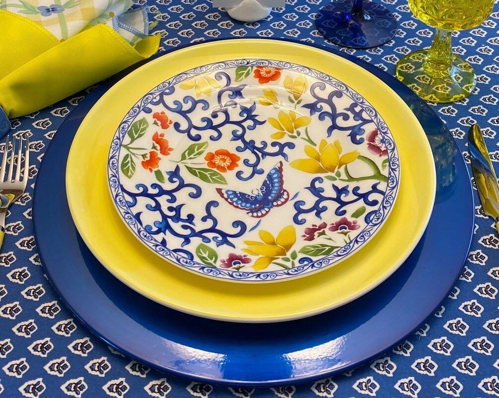 Tablescaping DIY, Part 2, Choosing what Plates to Buy, Chargers ...