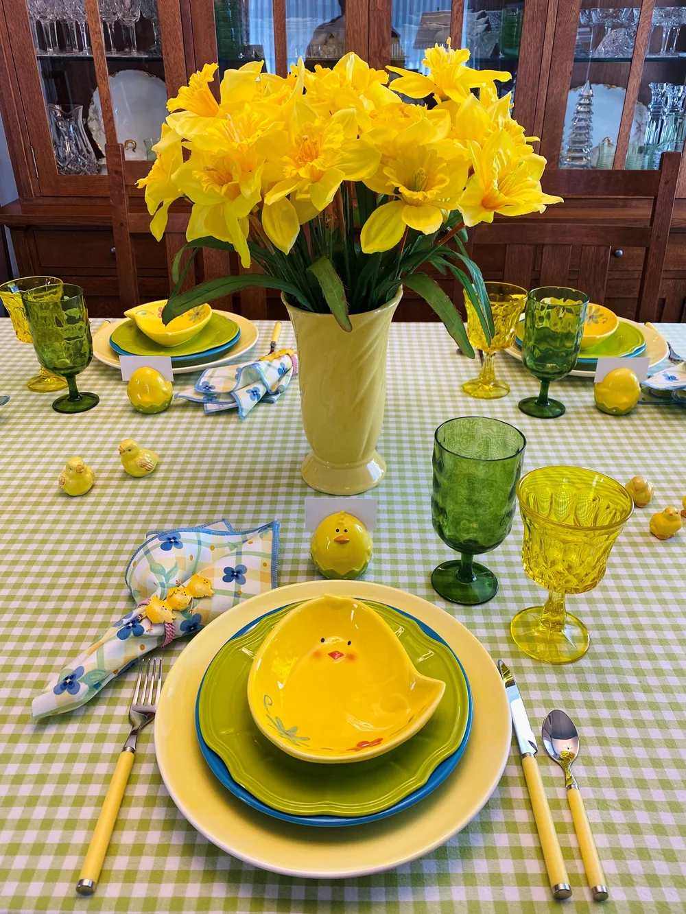 6 Amazing Spring and Easter Tablescape Ideas — Whispers of the Heart