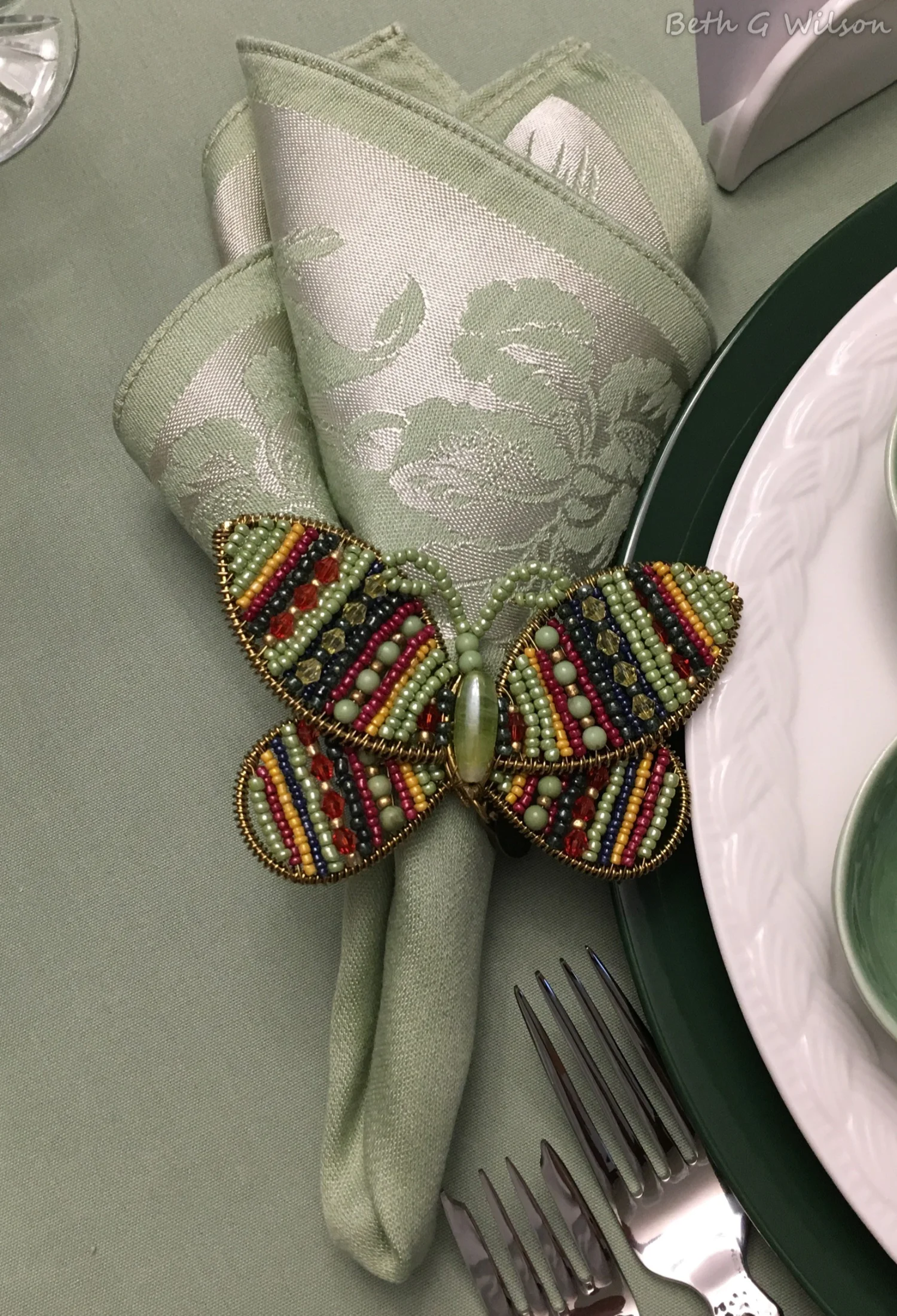 Tablescaping DIY; Napkin Rings, What, Where and How — Whispers of the Heart