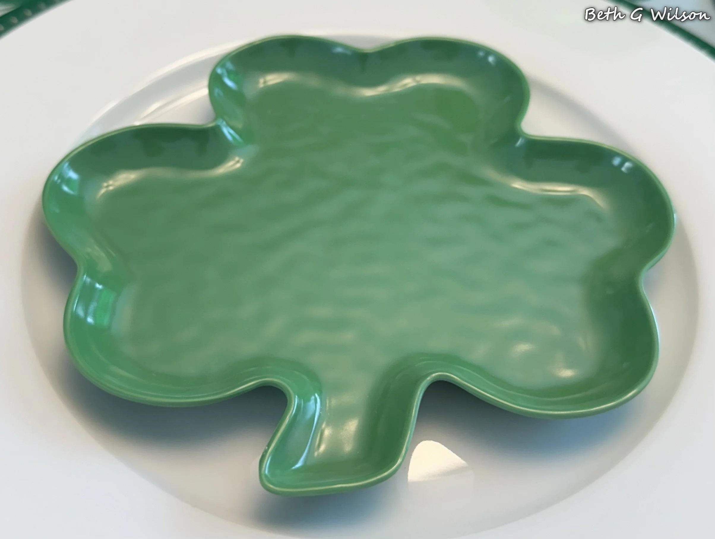 Shamrocks on a St. Patrick's Day Tablescape — Whispers of the Heart