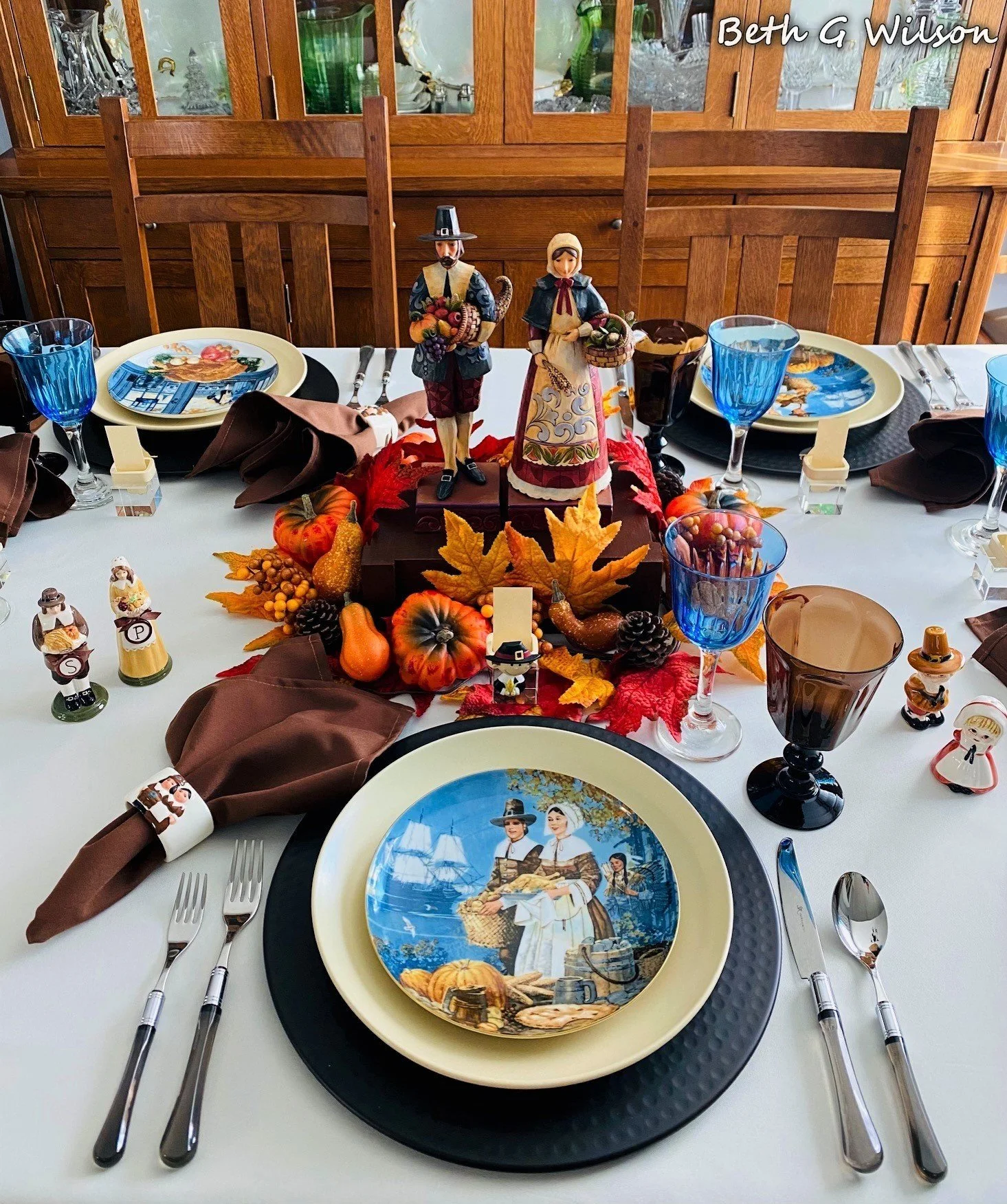 Tablescapes — Whispers of the Heart