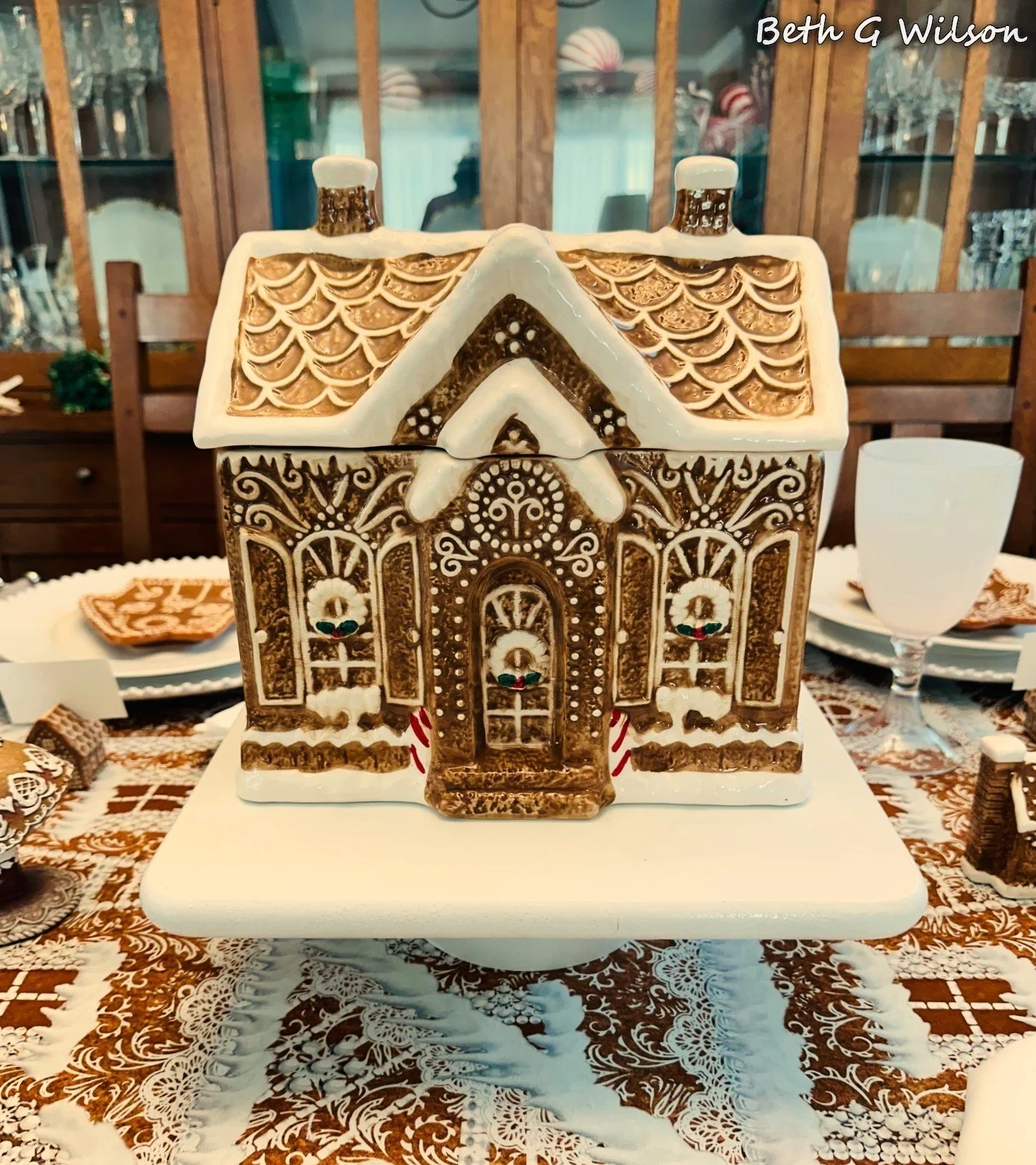 Gingerbread on a Christmas Tablescape — Whispers of the Heart