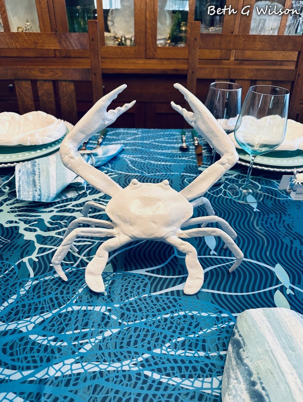 Crabs on a Summer Tablescape — Whispers of the Heart