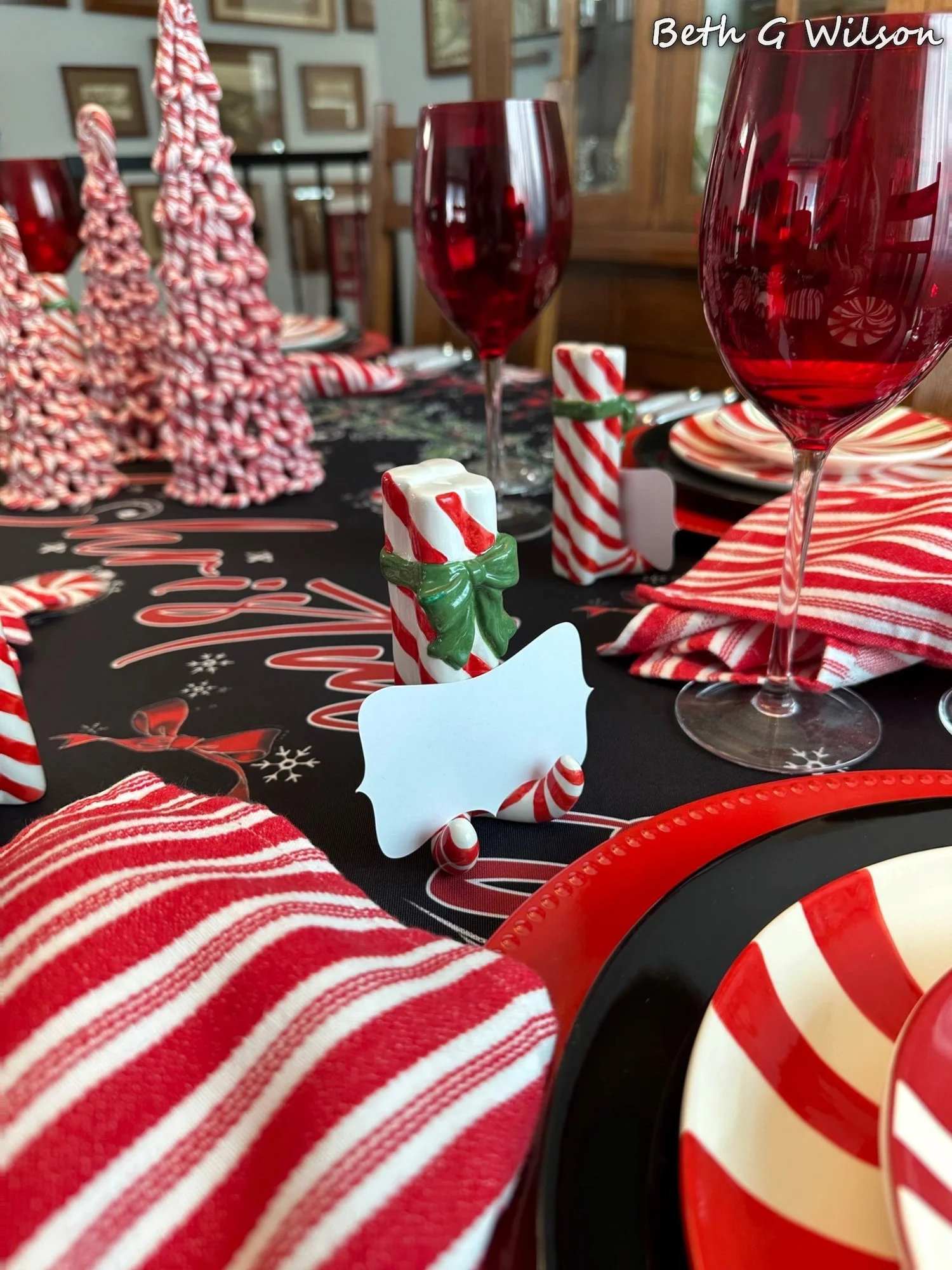 A Peppermint Christmas Tablescape — Whispers of the Heart