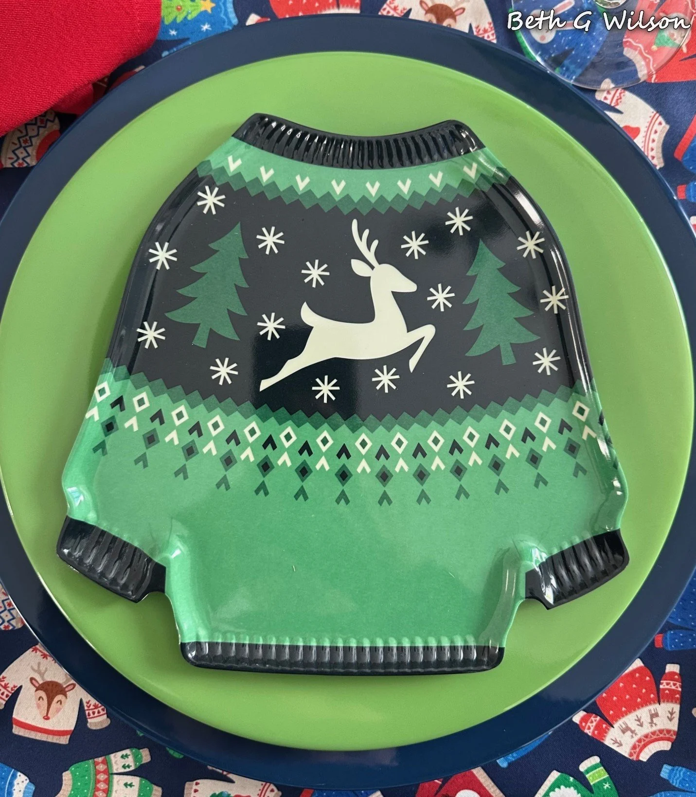 A Sweater Weather Winter Tablescape — Whispers of the Heart