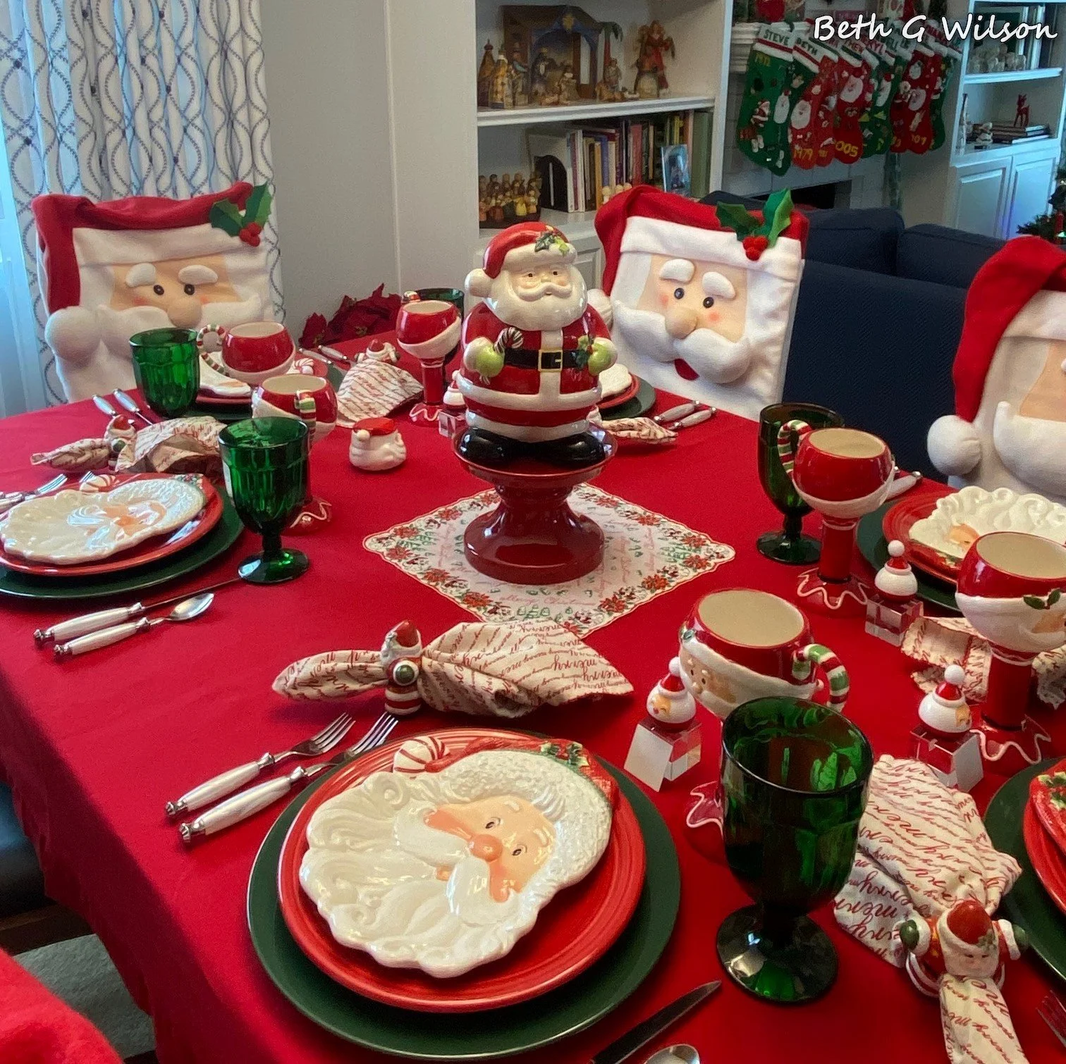 Santa on a Christmas Tablescape — Whispers of the Heart