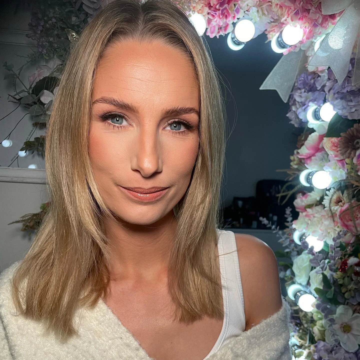 Stephanie Warren Makeup Artist - Wedding Makeup/Accredited Makeup Courses