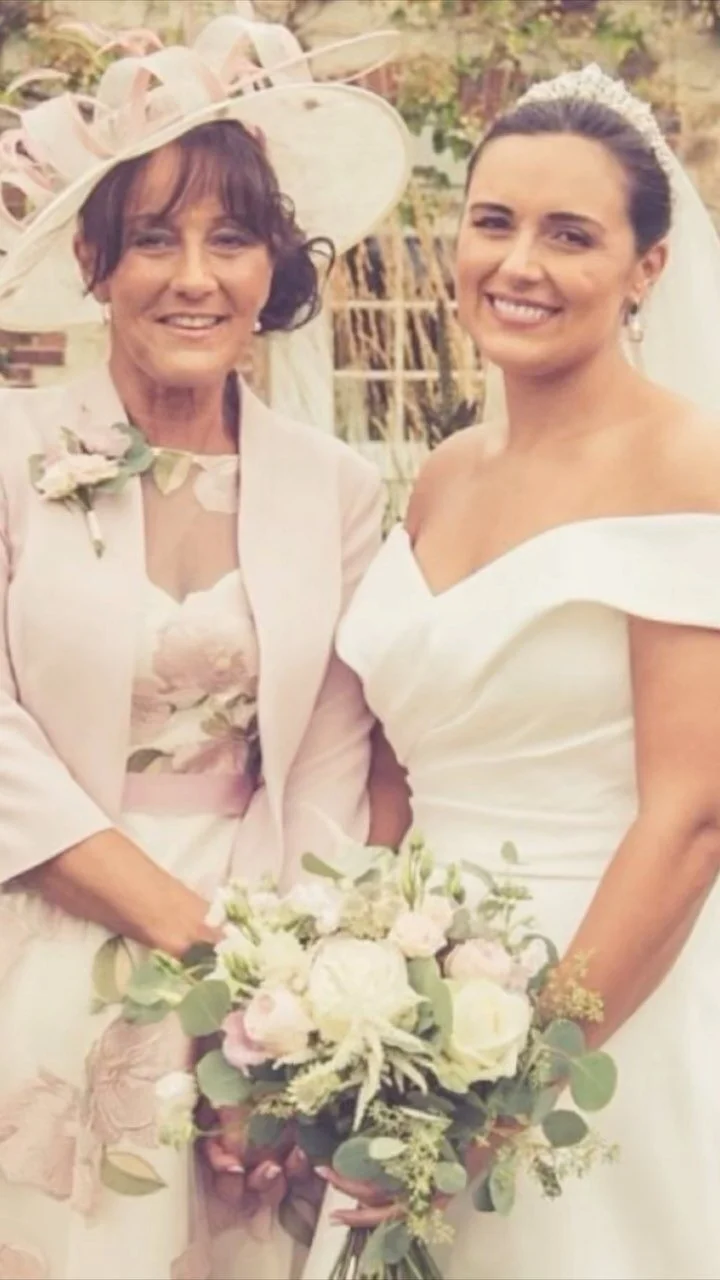 Stephanie Warren Makeup Artist - Wedding Makeup/Accredited Makeup Courses